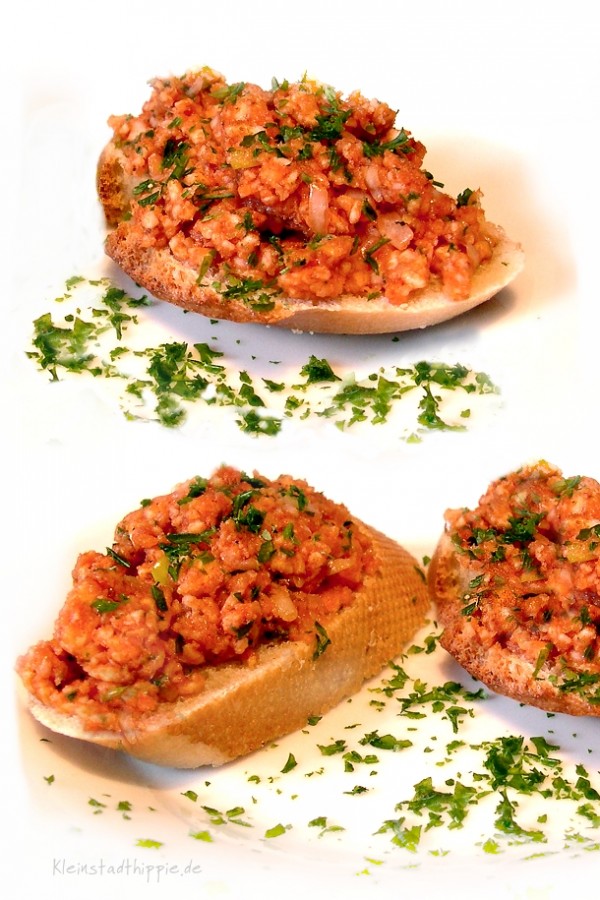 Vegane Mettbrötchen - veganes Fingerfood - Mettbrötchen aus Reiswaffeln